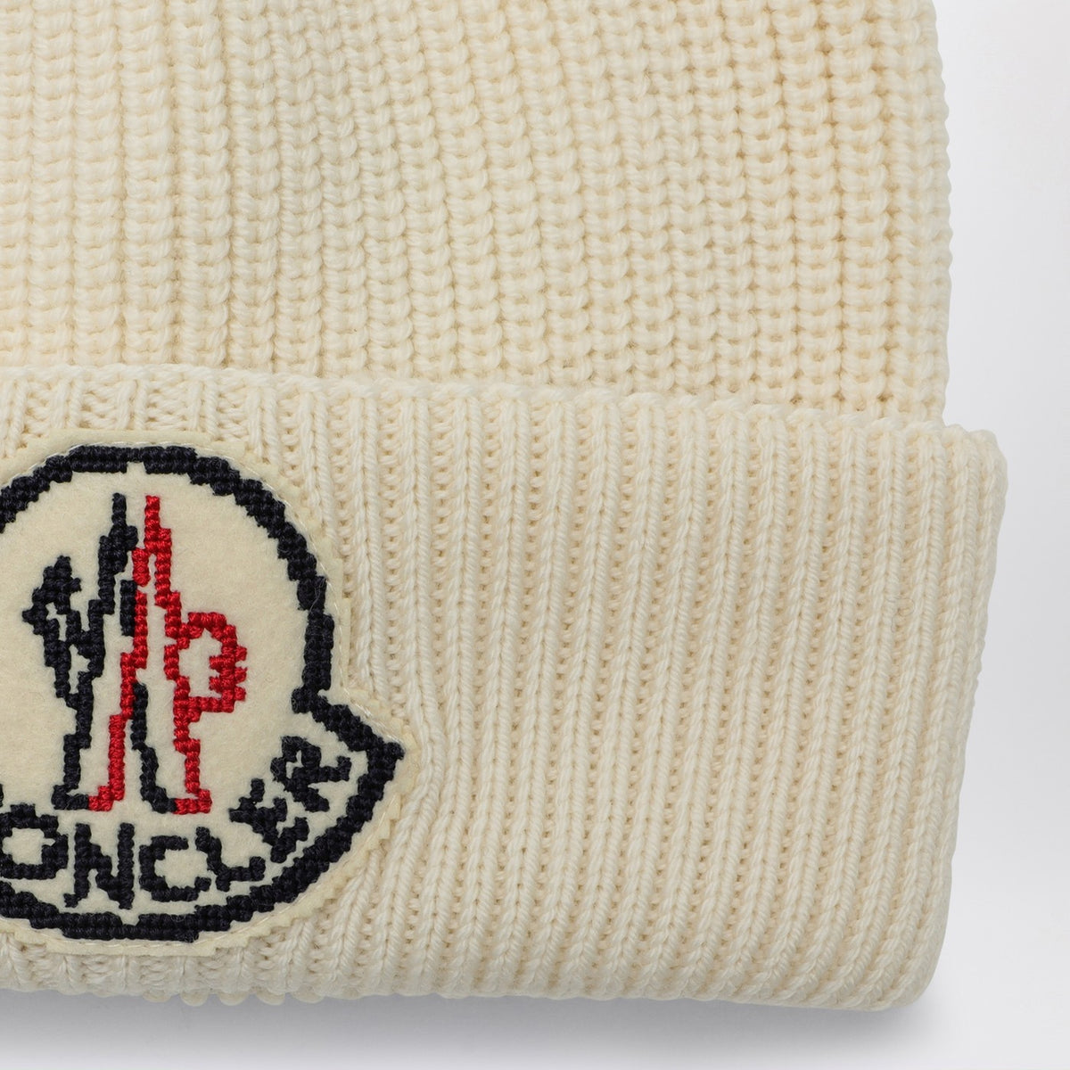Moncler White Wool Cap With Logo | Balardi
