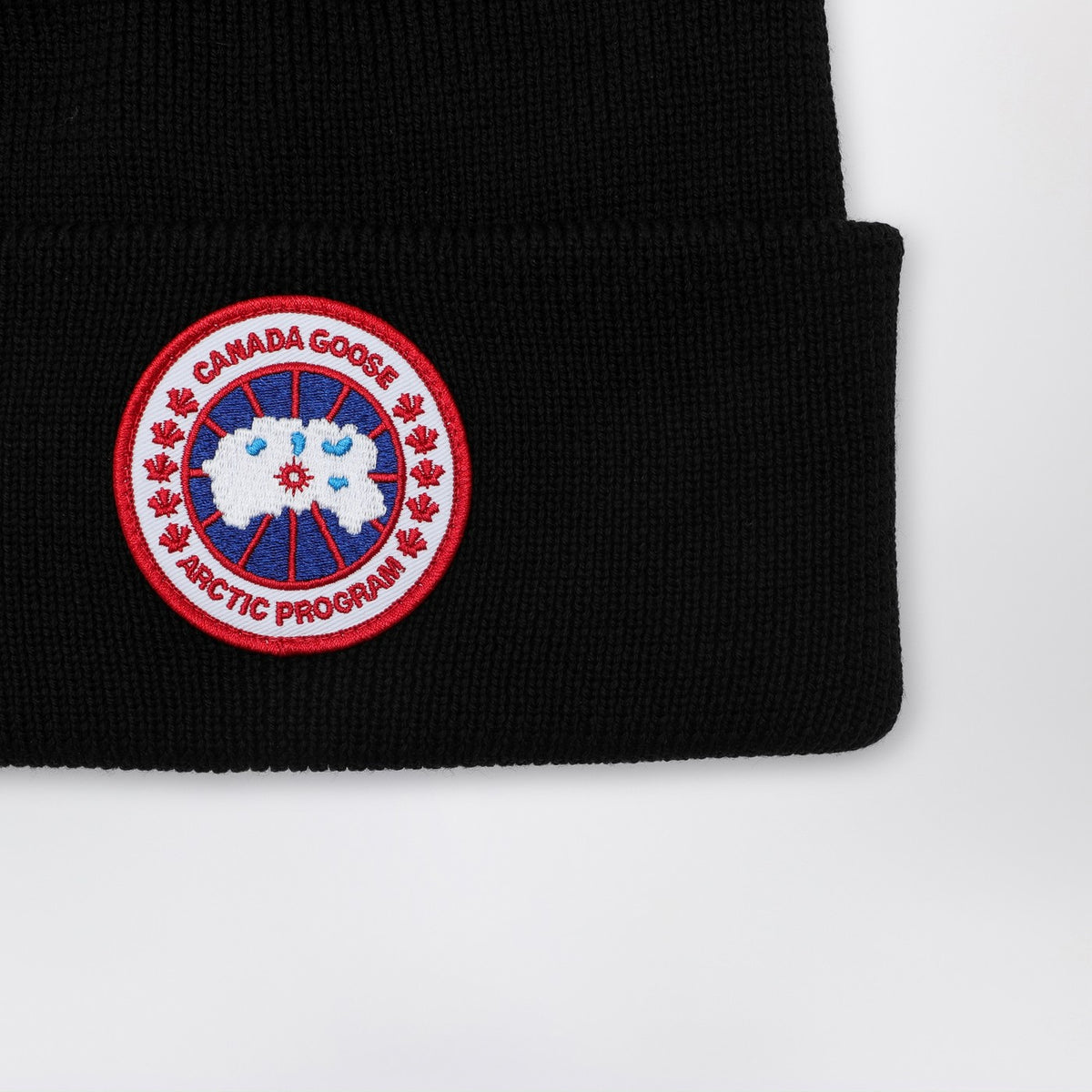 Canada Goose Black Bonnet With Patch Logo | Balardi